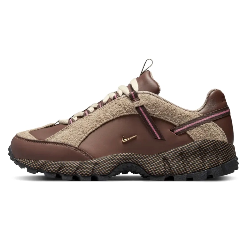s oes รองเท้าผู้หญิงJacquemus x Nike Air Humara ร่วมรองเท้าผ้าใบย้อนยุค ...