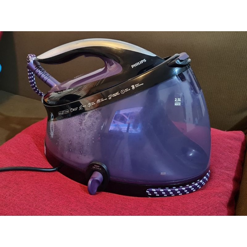 (มาใหม่แถมโต๊ะรองรีด) ตัวโชว์ใหม่ เตารีดแรงดันไอน้ำ PHILIPS Aqua Pro ...