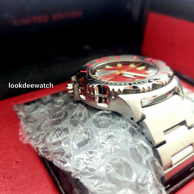 Seiko Red Monster Limited 1313 เรือน - lookdeestyle - ThaiPick