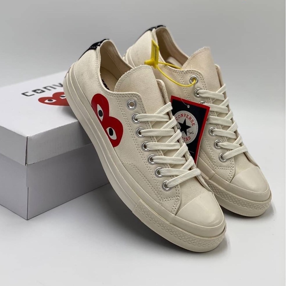 Converse Chuck Taylor® Low COMME DES GARÇONS PLAY [ สีครีม,สีดำ ]สินค้า ...