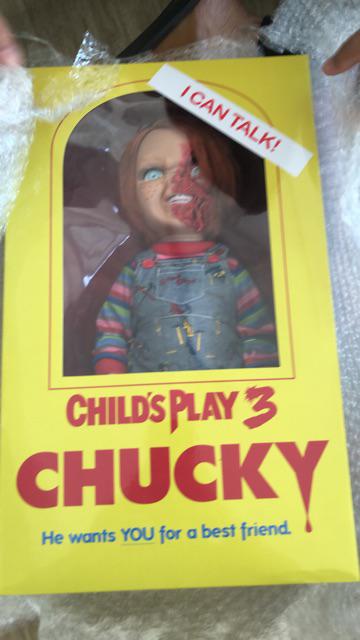 Mezco Mega Scale Chucky Child's Play 3 Talking Pizza Face Chucky (Re ...