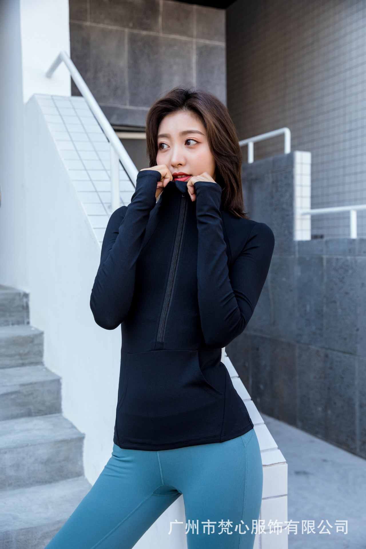 FASHION FITNESS The new sports jacket female long-sleeved running speed ...