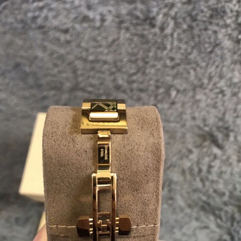 Used Burberry watch BU9145 - thanakorntnk - ThaiPick