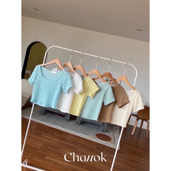 เสื้อครอป คอเหลี่ยม ป้ายchanok - kartoons.shop - ThaiPick