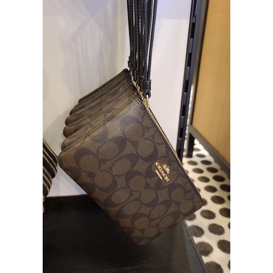 พร้อมส่ง แท้ ????????????% New Coach 1 ซิป L LARGE WRISTLET IN ...