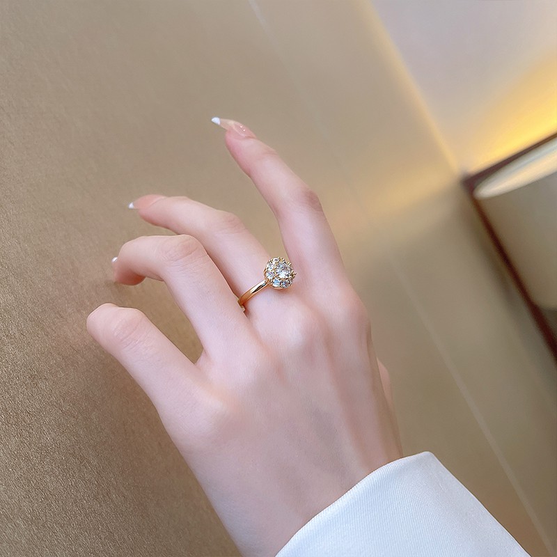 Fashion opening transfer rotating ring popular light luxury index ...