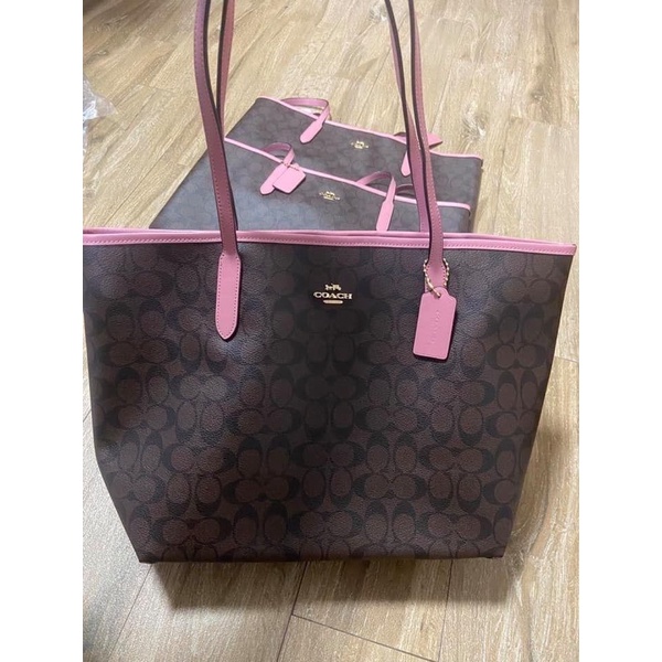 พร้อมส่งในไทยแท้จากอเมกา CITY TOTE IN SIGNATURE CANVAS (โทสนิ่ม ...
