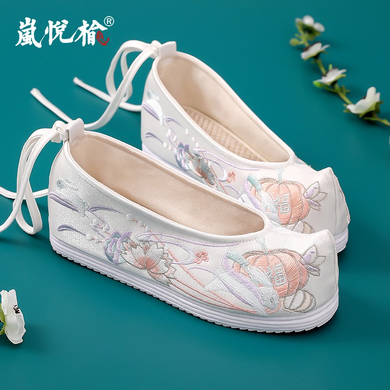 Lang Yue Sheng รองเท้าผ้าใบปักลาย - yoyoco06s.th - ThaiPick