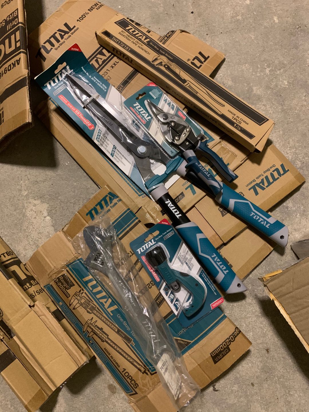 Total คัตเตอร์ตัดท่อ ขนาด 3-32 mm รุ่น THT53321 ( Tube Cutter ) / คัทเต ...