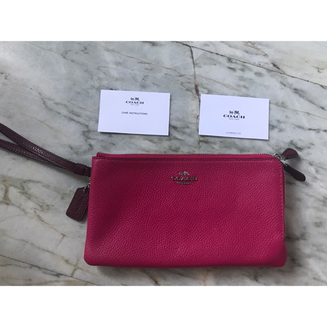 กระเป๋าสตางค์คล้องมือ coach แท้ มือ1 สองสีทูโทน สองซิป size L ใบใหญ่ ...