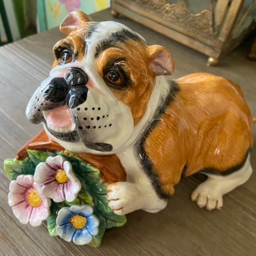 Wine Cabinet Decoration Minimalist Living Room Moving into the New ...