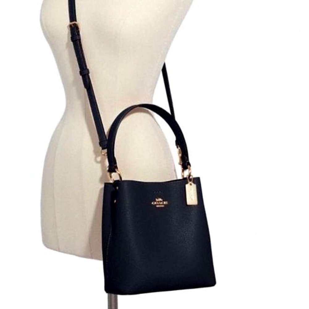 กระเป๋าสะพายข้าง COACH 1011 SMALL TOWN BUCKET BAG (IMLON) 1011IMLON ...