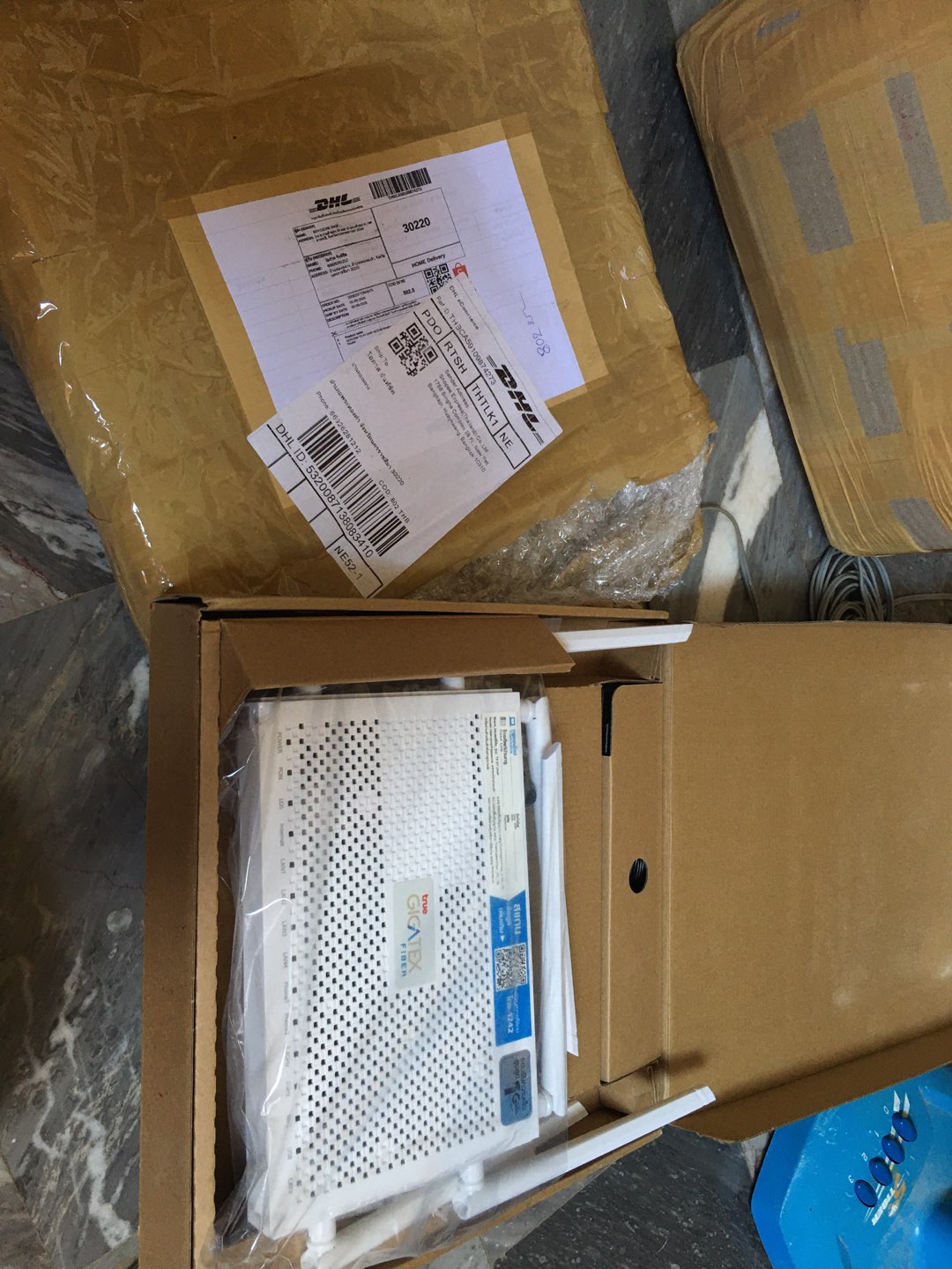 SERCOM T3 ST-244F AC2100 Wireless Dual Band GigaTax Fiber Router ...