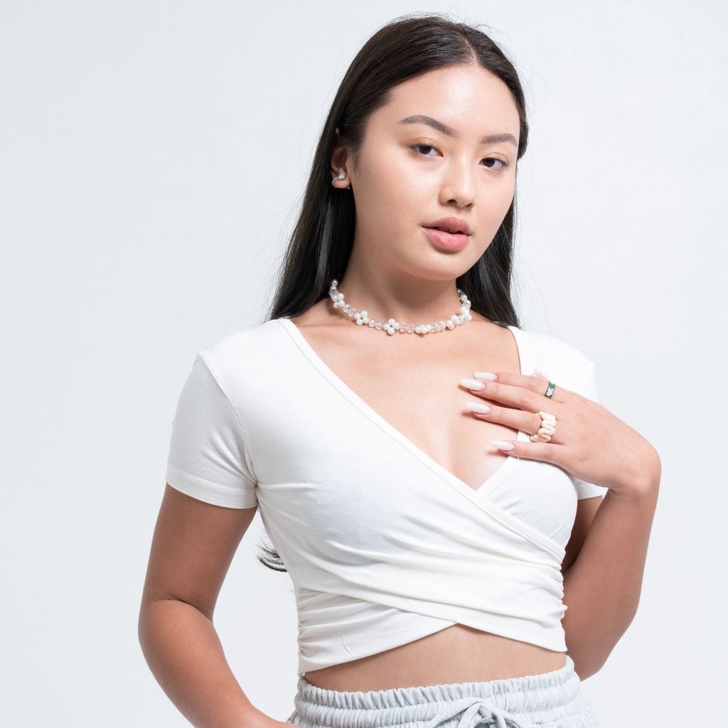 Aijo- Selena เสื้อคอต่ํา - elishafashion.th - ThaiPick