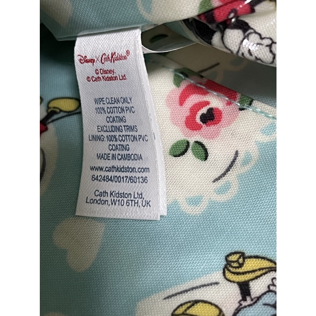 กระเป๋าเครื่องสำอาง Disney x Cath Kidston สภาพใหม่ ไม่เคยใช้ เก็บอย่าง ...