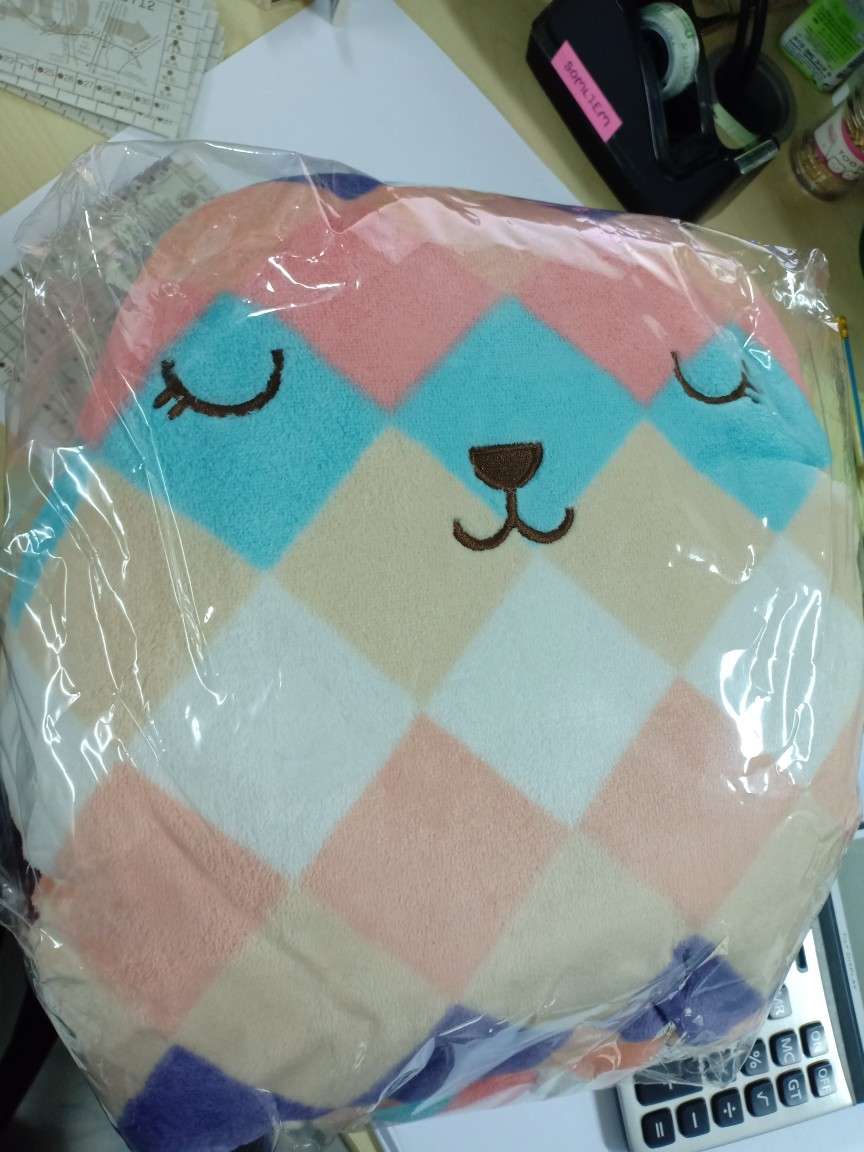 ตุ๊กตาคราฟ หมอนผ้าห่ม หมอนซุกมือ Craftholic doll pillow blanket | Shopee Thailand