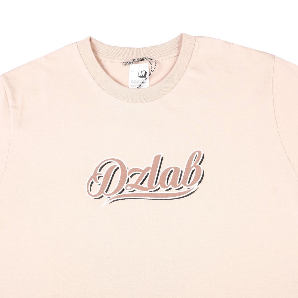 เสื้อยืด พิมพ์ลายโลโก้ Plattmars Dzlab Basic Iconic แฟชั่นสําหรับสตรี - plattmars.th - ThaiPick