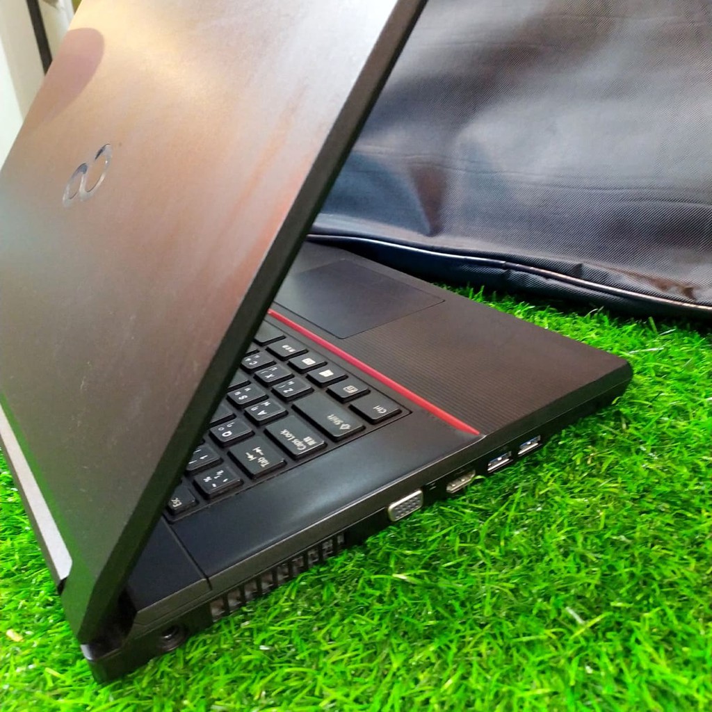 Notebook FUJITSU Core i3 gen4 Ram 8gb HDD 320gb ฟรีกระเป๋าเม้า ...