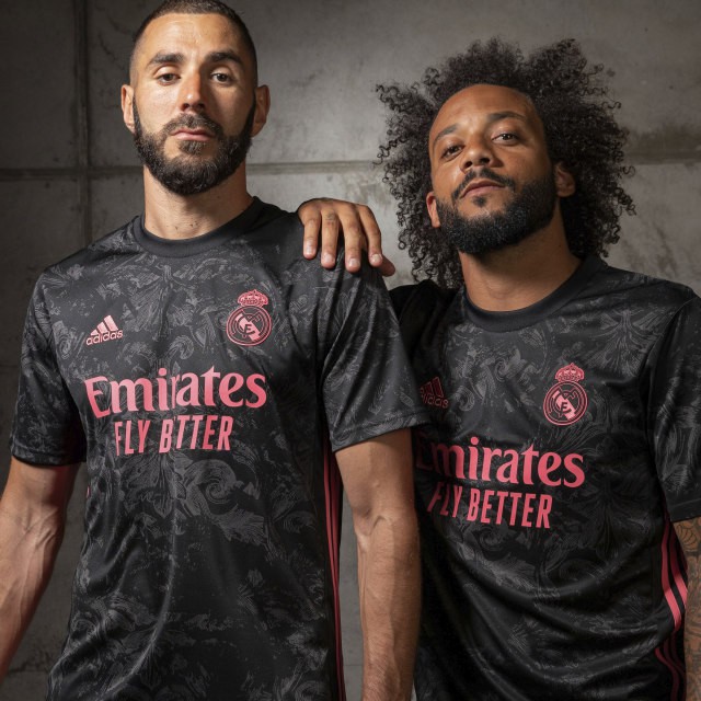 Adidas Sportswear Tee Shirt De Sport A Bandes Real Madrid FC GE0933 ...