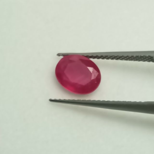 ทับทิม Ruby Oval.Cut. - onesatang - ThaiPick