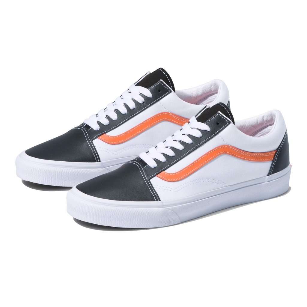 Vans รองเท้าผ้าใบ Classic Sport Old Skool | Black/True White/Orange ...