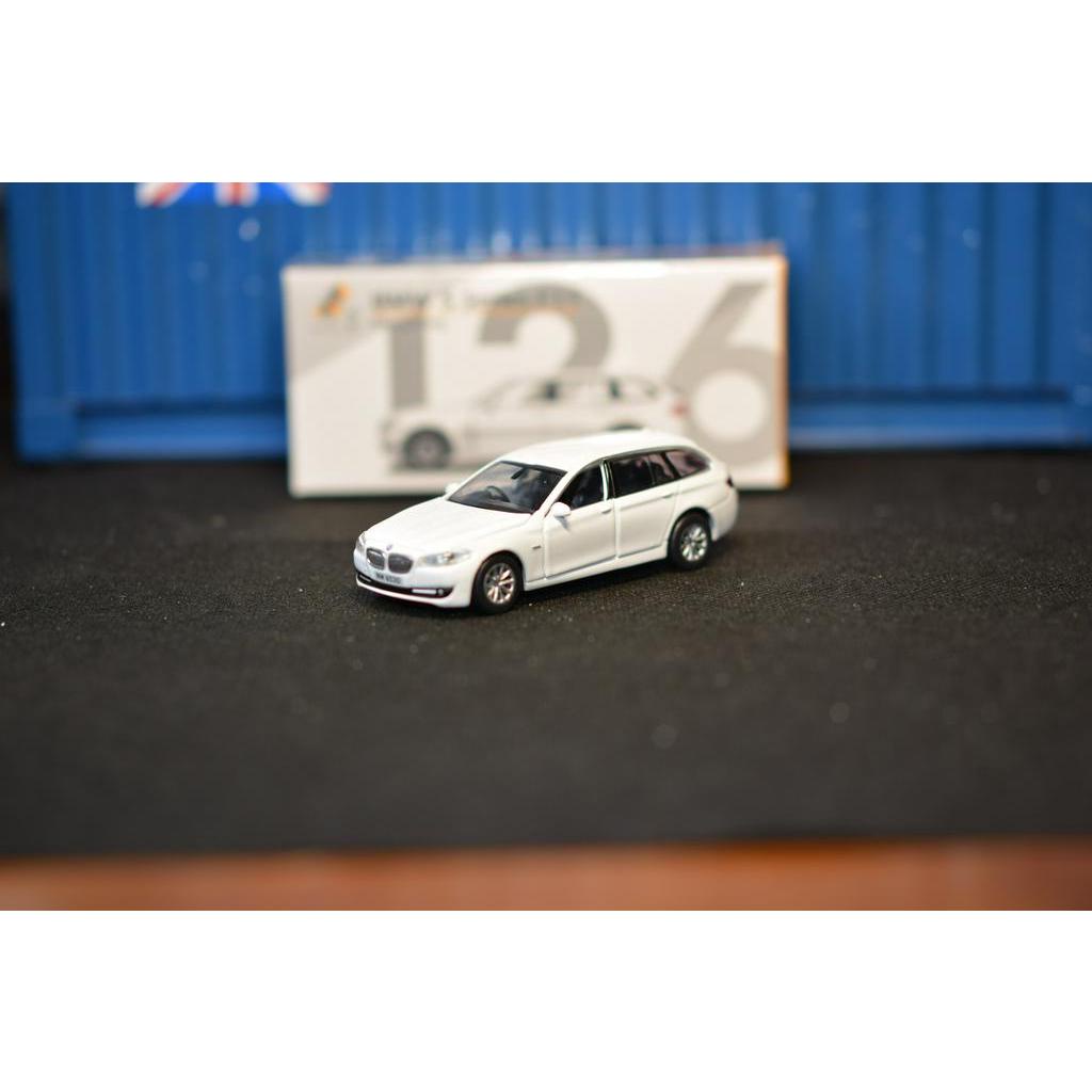 Tiny 164 BMW 5 Series F11 diecast model car collection - mw9qrzym5o - ThaiPick