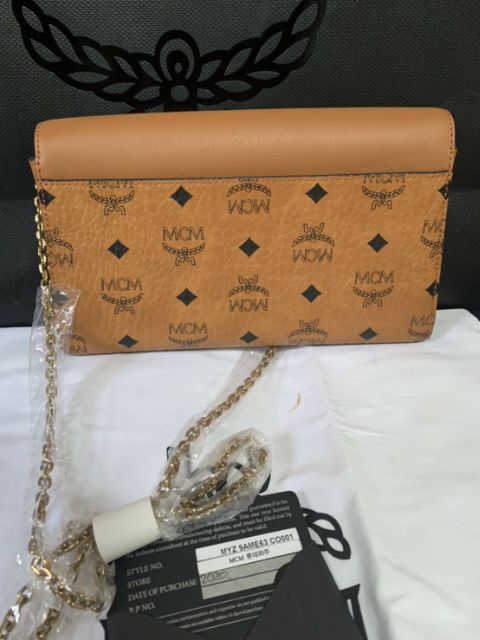 “MCM LOVE PATCH COLLECTION” - tao.pang - ThaiPick