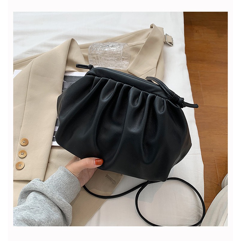 Spot shipping Women s Foreign trade bags new fashion western style fold ...