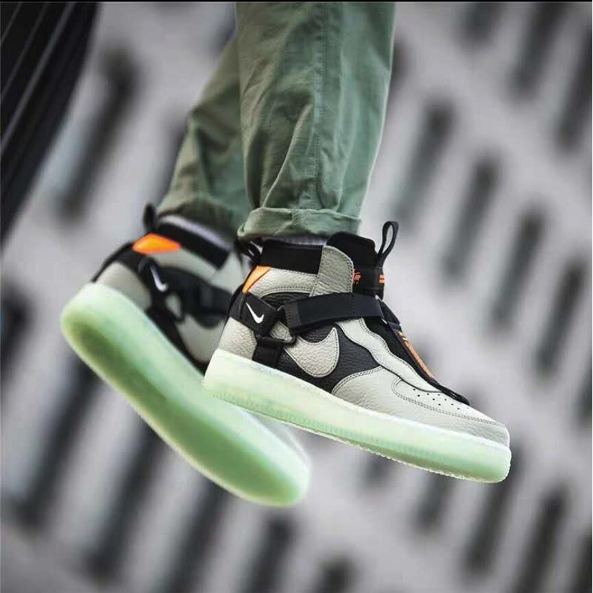 Tabฟังก์ชั่นการถอดรองเท้า Nike Air Force 1 Utility Mid AF1 AQ9758-300 ...