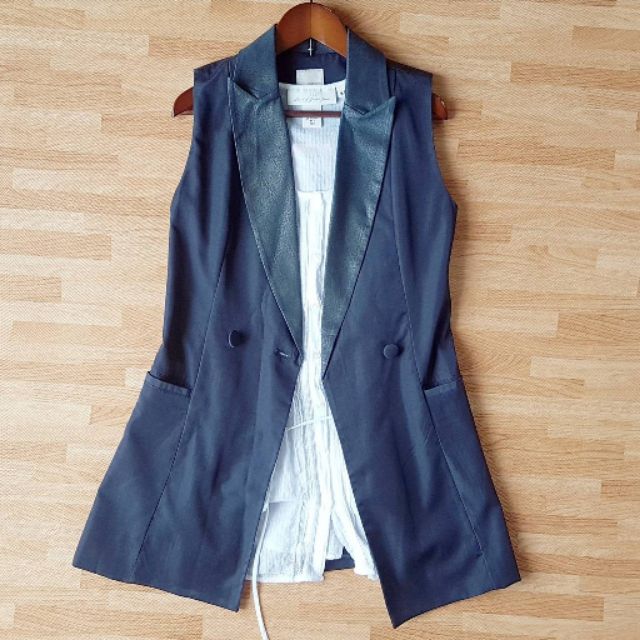 Lyn around Blazer เบลเซอร์สูทแขนกุด - shibui_time - ThaiPick