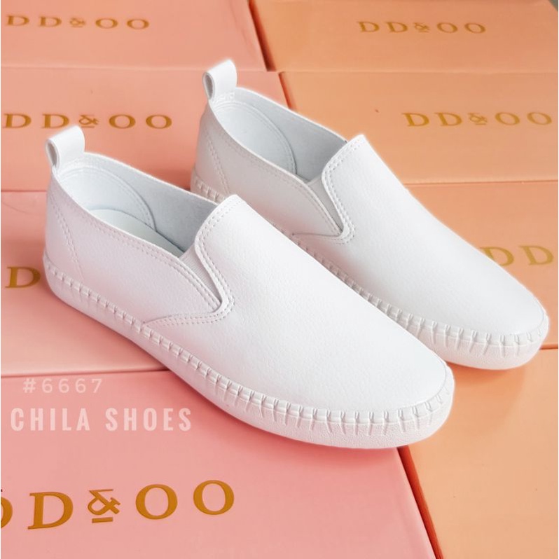 DDOO สลิปออนหนังนิ่มพื้นบาง 6667 - chila_shoes - ThaiPick