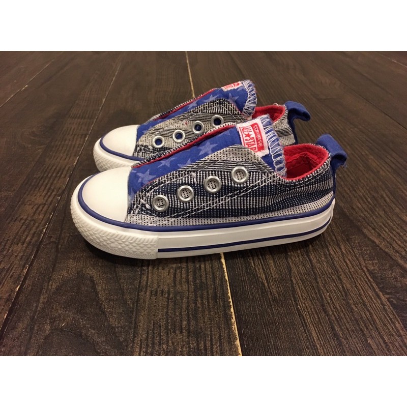 Converse All star size 12.5 cm พื้นเต็ม สภาพดีมาก ใส่หล่อ แนวๆไปเลยค่ะ ...