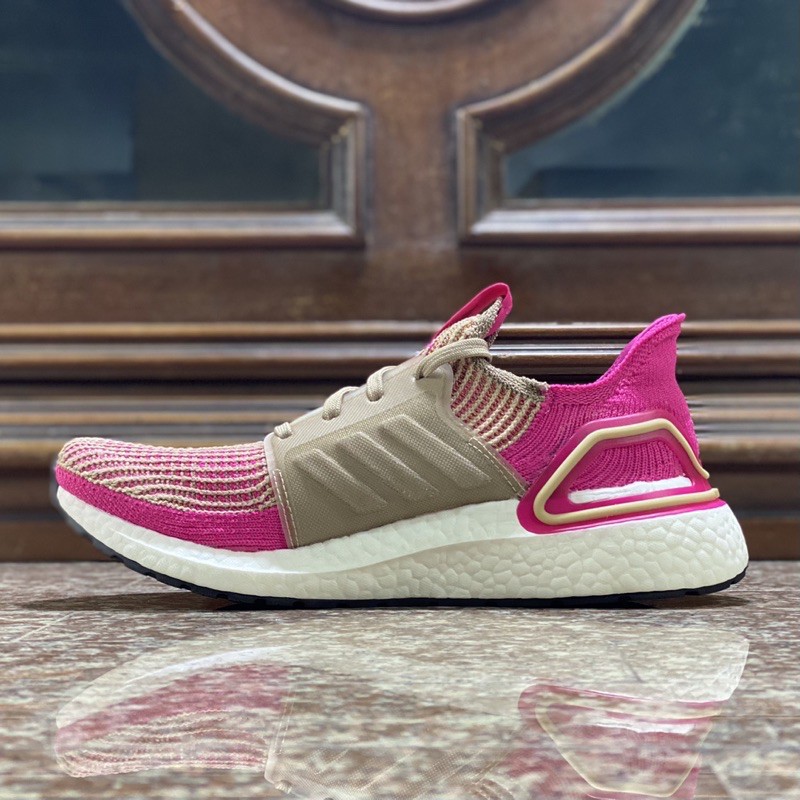 รองเท้าวิ่ง Adidas UltraBoost 19 (W8.5US) - paulrunningshop - ThaiPick