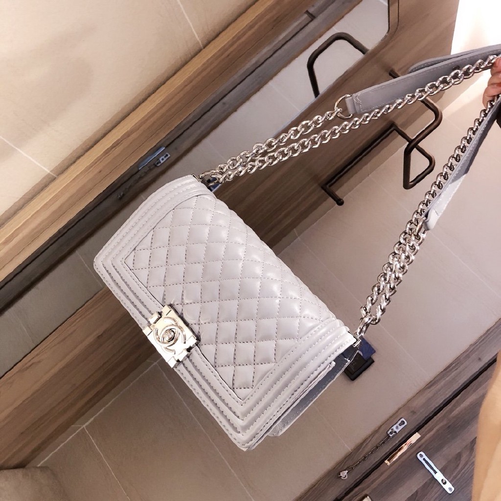 2021 latest chanel_ single shoulder diagonal bag trend Versatile The ...