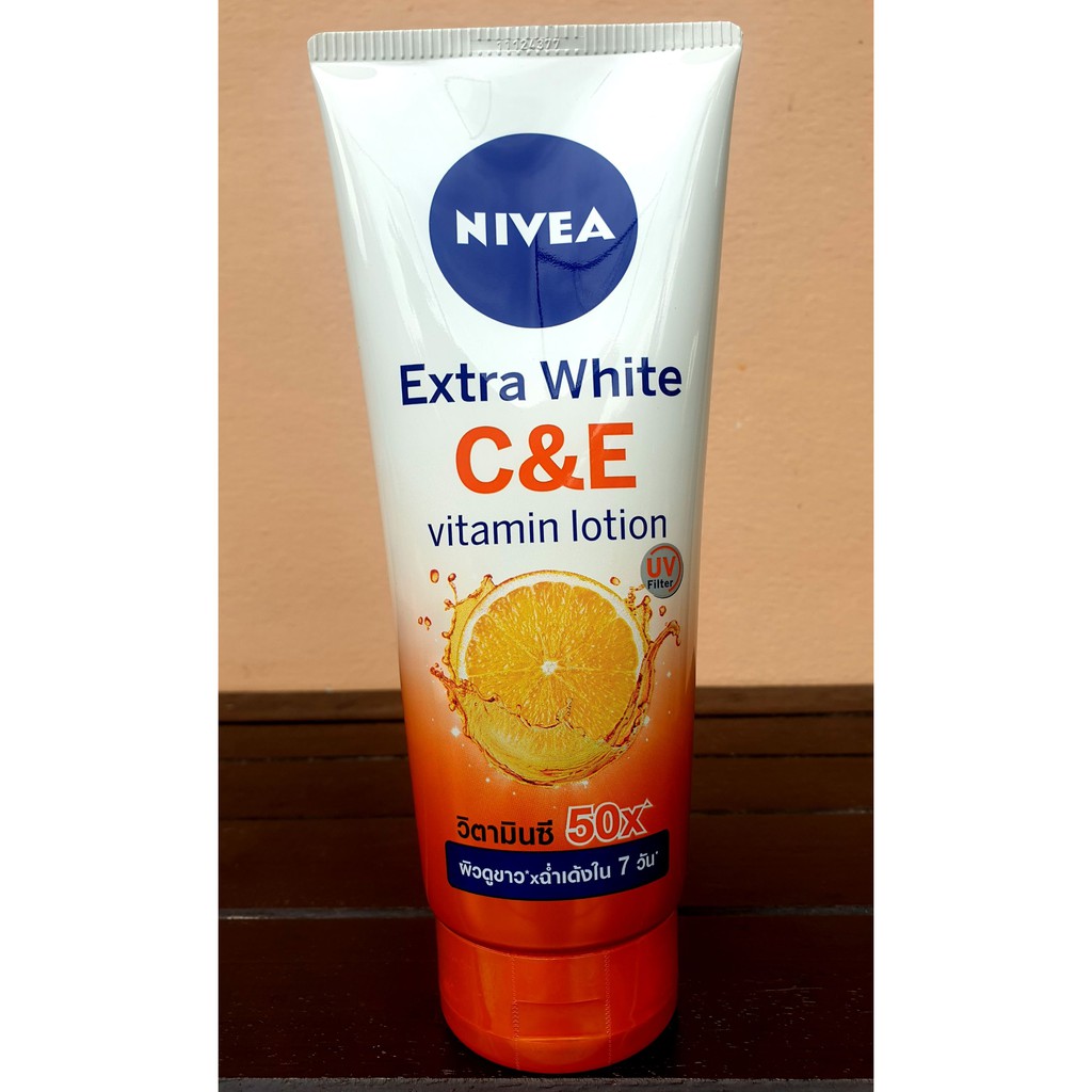 NIVEA Extra White vitamin lotion วิตามิน โลชั่น CE และ CA 320 มล. ...