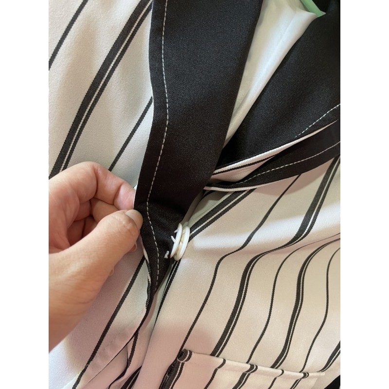 มือ2เสื้อสูทบายทางแขนยาว - ployly.kanokon - ThaiPick