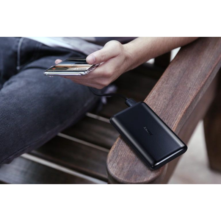 พาวเวอร์แบงค์ Power bank ชาร์จเร็ว AUKEY PB-XN10 ขนาด 10000 mAh Ultra ...