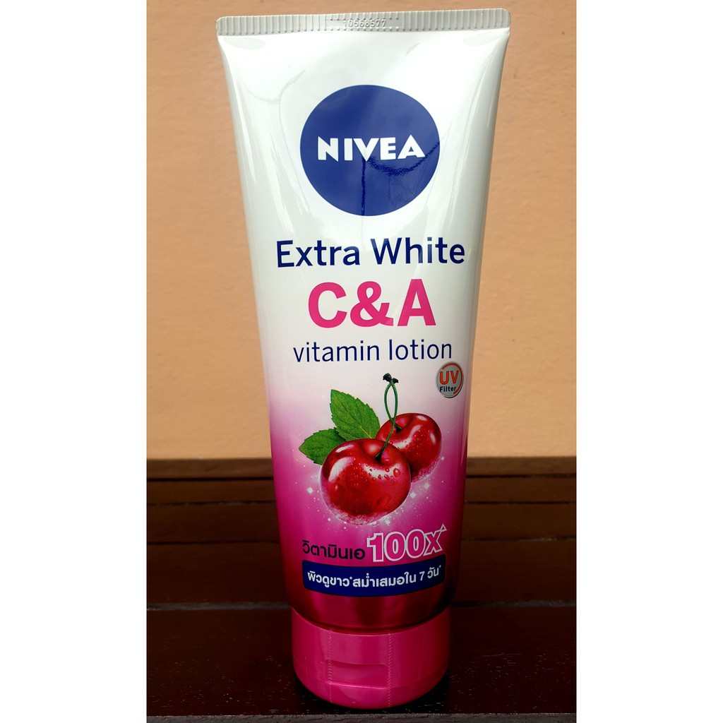 NIVEA Extra White vitamin lotion วิตามิน โลชั่น CE และ CA 320 มล. ...