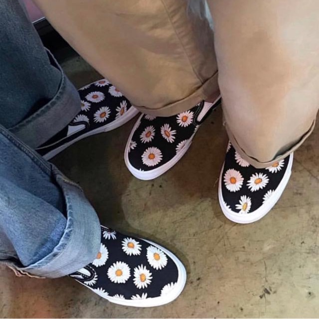 Vans Classic Slip-On Daisy (พร้อมกล่อง) จ่ายเงินปลายทางได้ - q7ark_jiip ...