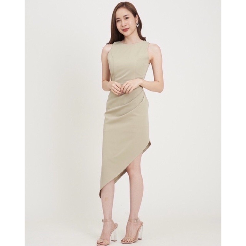 HER Collection Amelia Dress เดรสแขนกุด - hercollection.official - ThaiPick