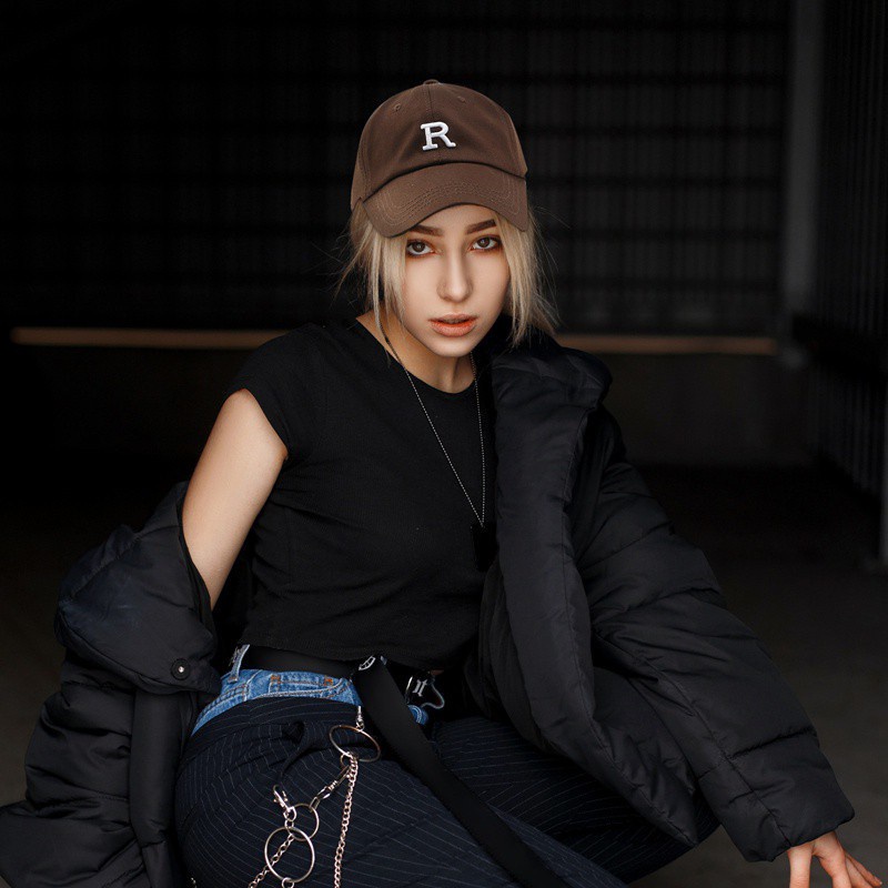 Facety หมวกเบสบอลแฟชั่นสําหรับผู้ชายผู้หญิงผ้าฝ้ายปักลายตัวอักษร R 2021 ...