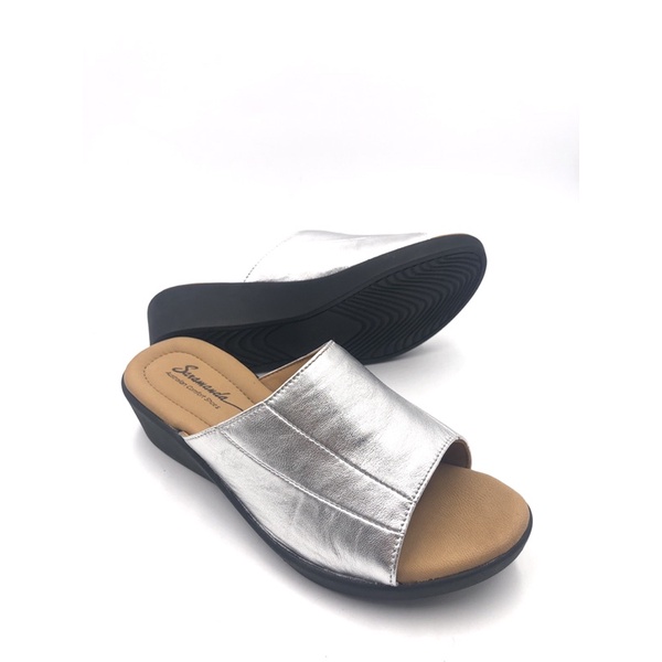 Saramanda รุ่น 192007 Lambskin Sandal รองเท้าแตะหนังลูกแกะนิ่ม เบา ทน ...