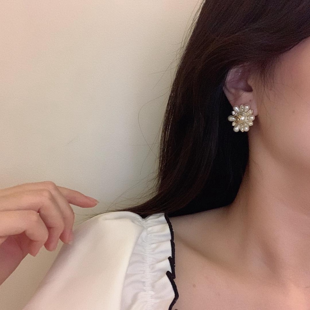 Xiao Xiang 2020 new sun flower ear nail This love is too long, this is ...