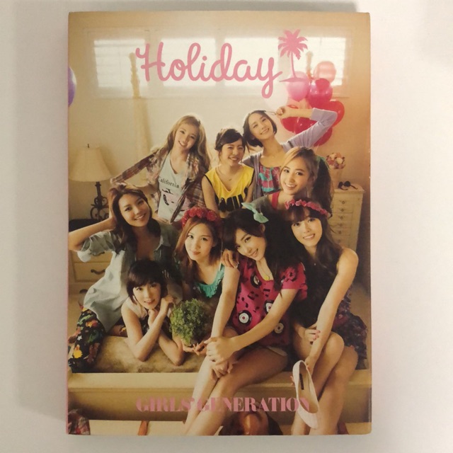 SNSD Girls Generation - Holiday Photobook - numjin9 - ThaiPick