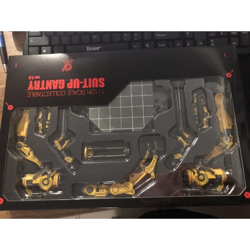 Spot 2Goodco 112 โต๊ะรื้อถอน 6 นิ้ว Iron Man Workbench Robot Arm Small ...