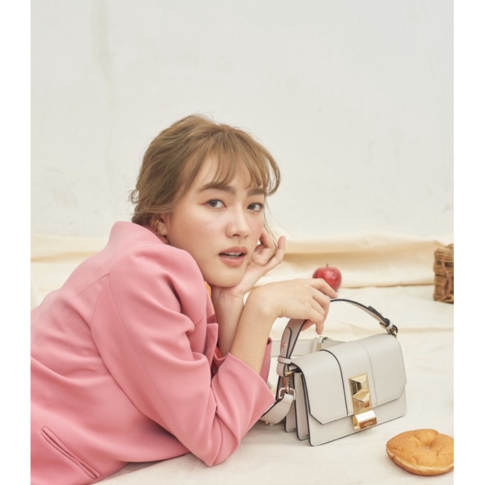 New in pack ???? Atreasurebox ATB | Layer S สี ivory - b.tp. - ThaiPick