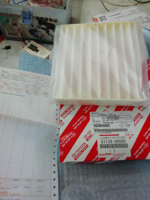 TOYOTA แผ่นกรองแอร์สำหรับรถยนต์โตโยต้า Yaris, Vios, Altis, Camry ...