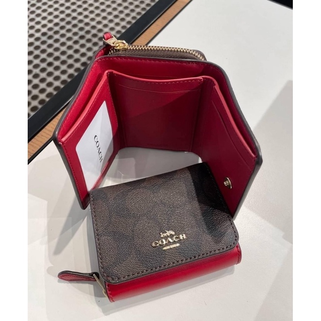 พร้อมส่ง แท้ New กระเป๋าสตางค์ใบสั้น SMALL TRIFOLD WALLET IN SIGNATURE ...