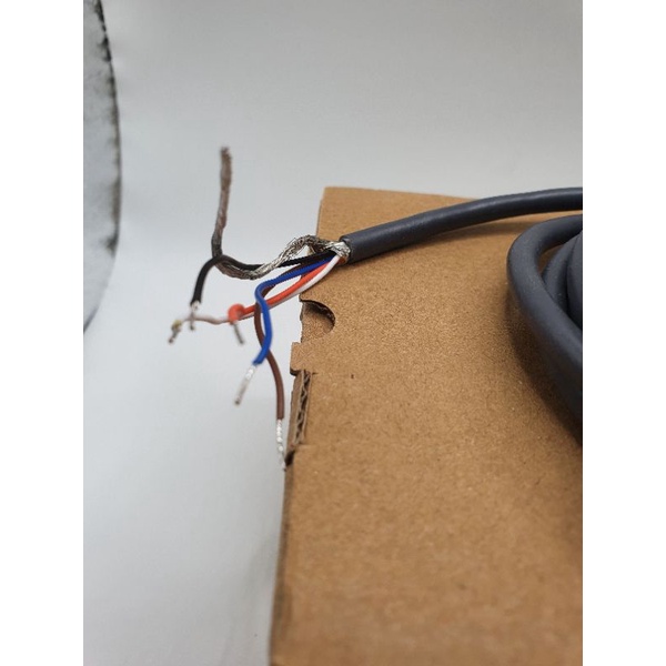 OMRON E6B2-CWZ6C 200PR 5-24vdc 2m ของใหม่มีกล่อง - 1688electronics ...