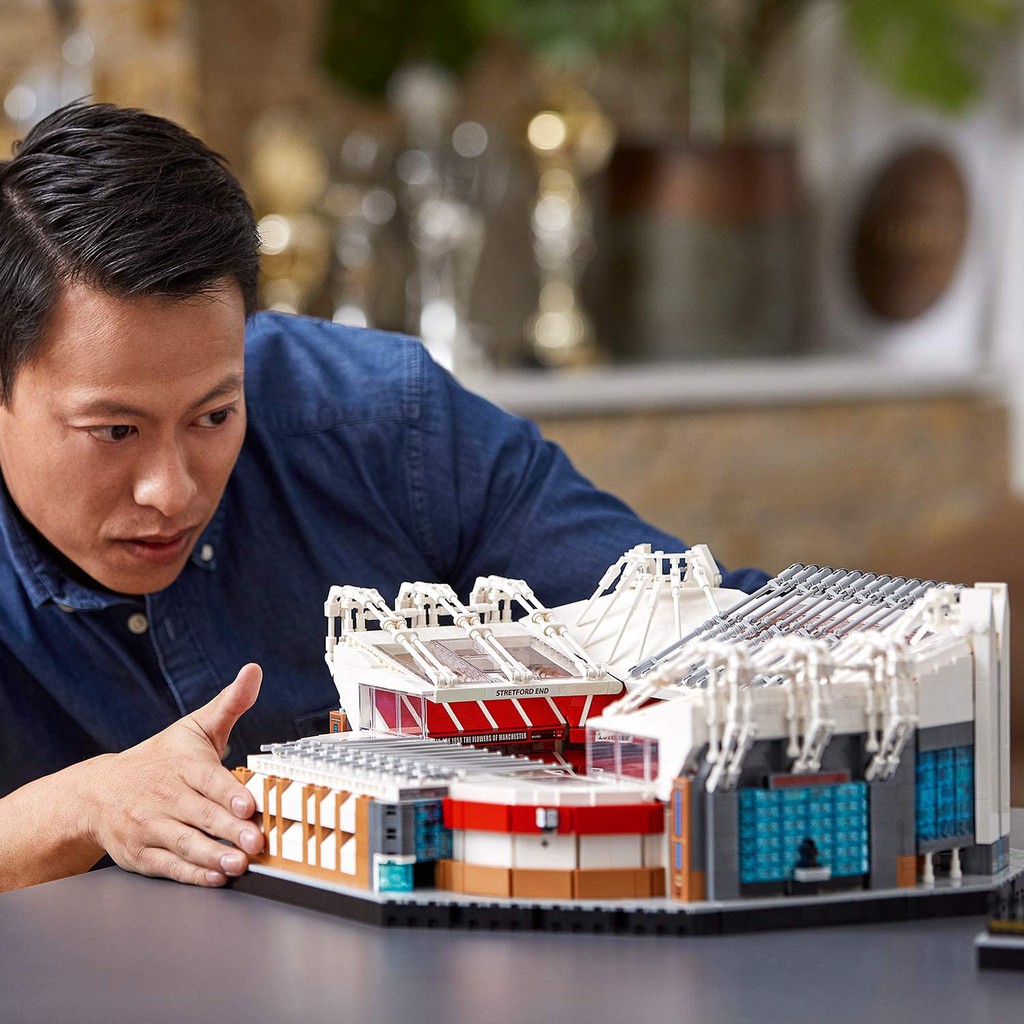 LEGO Creator Expert Old Trafford - Manchester United 10272 ...